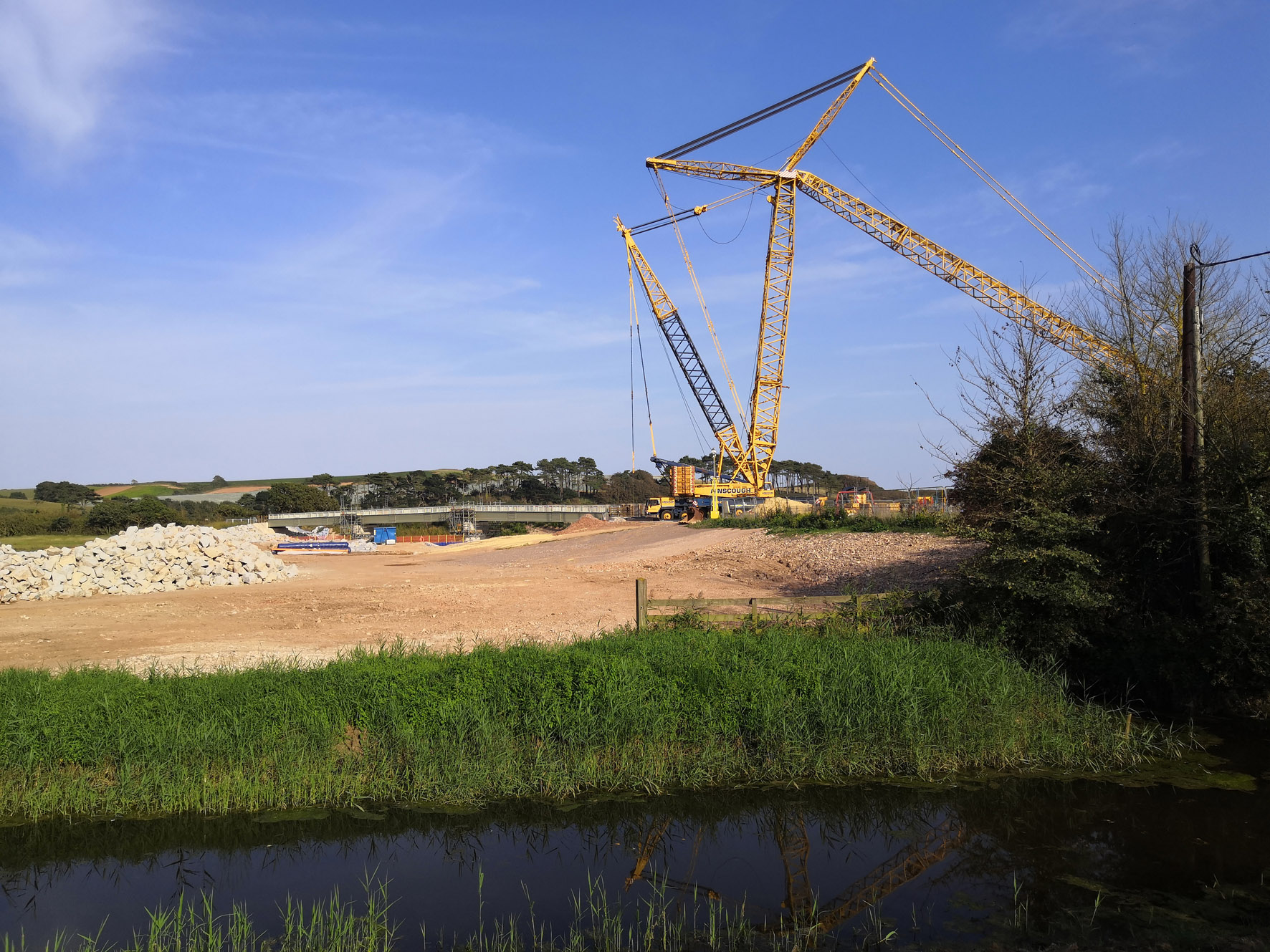 Lower Otter Valley footbridge – the final lift | East Devon Watch