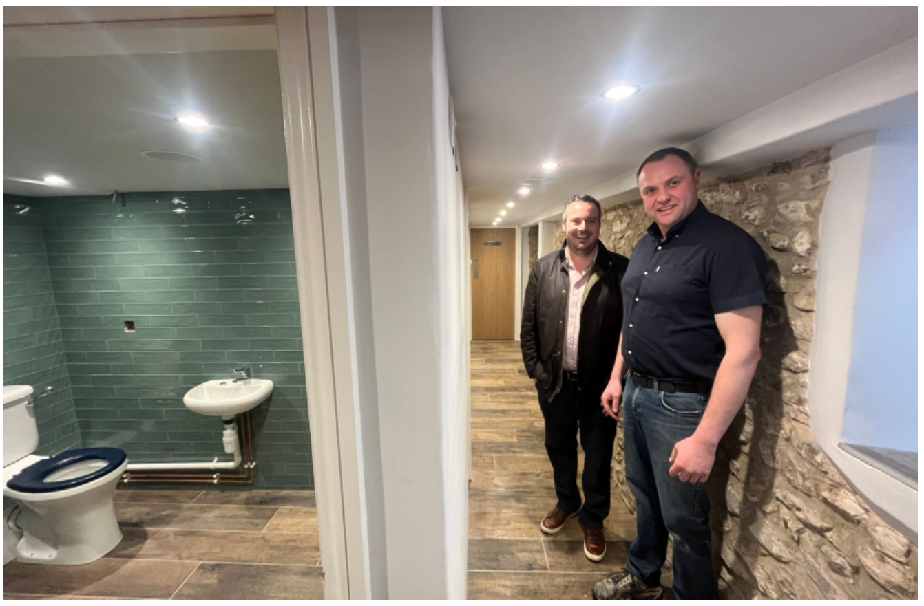 Caption needed for Simon Jupp’s latest photo op in Richard Foord’s ...